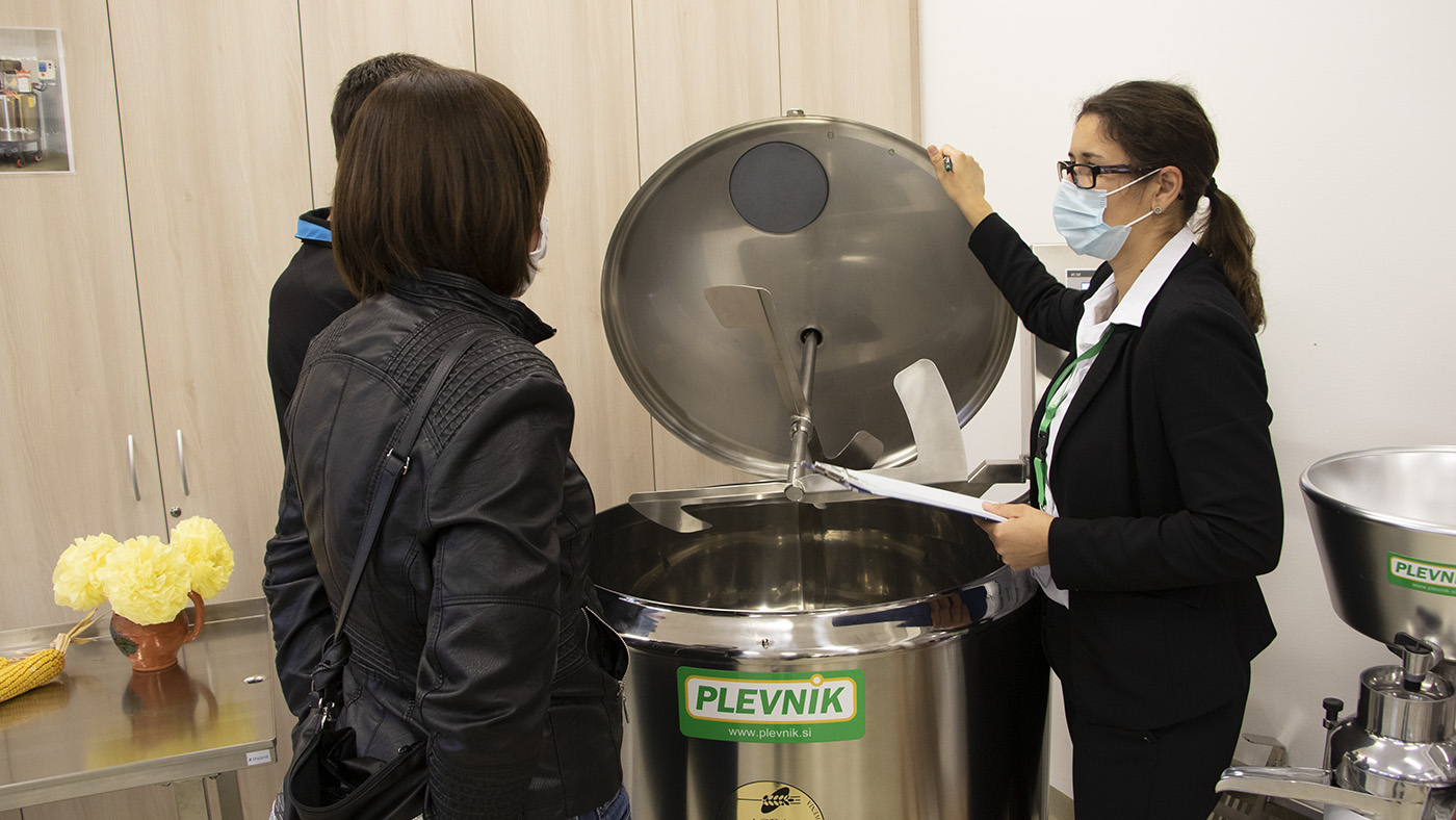 Plevnik traveling fair for cheesemakers | Plevnik